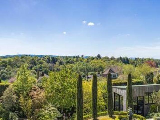 4 Bedroom Detached House For Sale In Guildford, Surrey