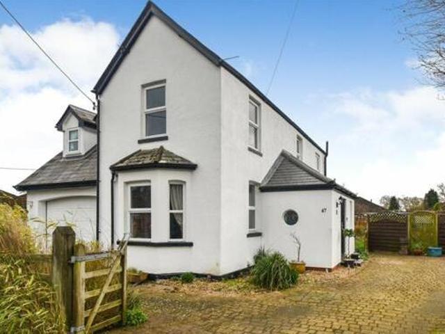 4 Bedroom Detached House For Sale In Guildford, Surrey