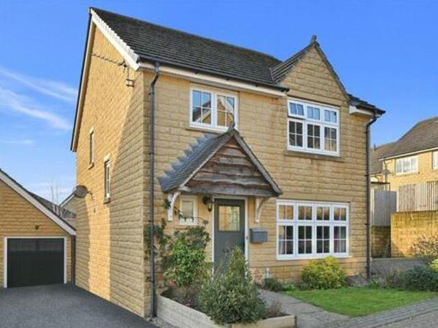 4 Bedroom Detached House For Sale In Guiseley