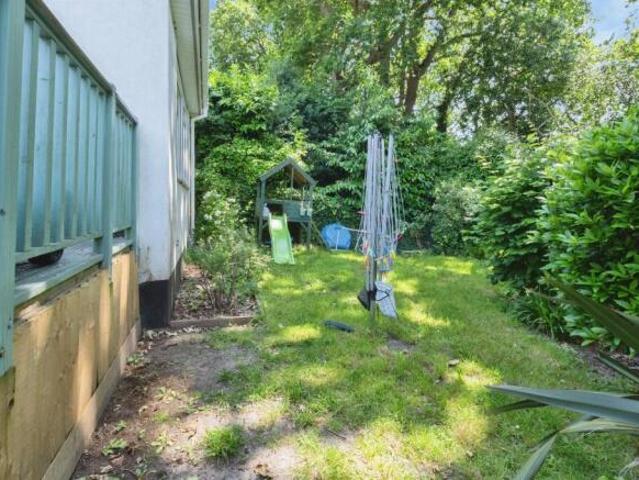 4 bedroom detached house for sale in Doveshill Gardens, BOURNEMOUTH, BH10