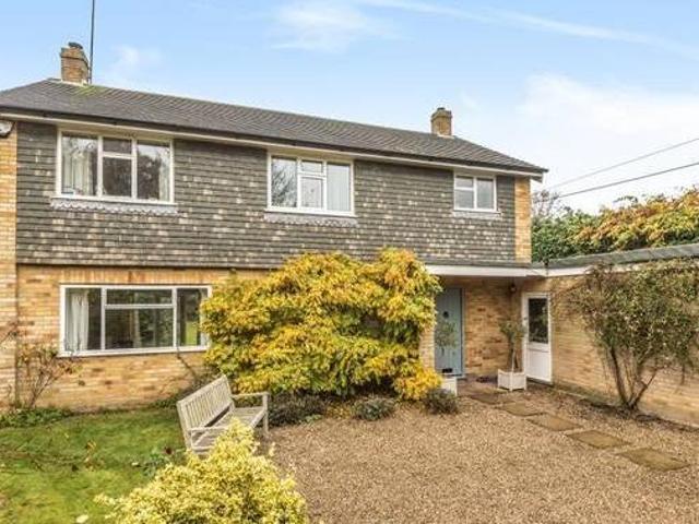 4 bedroom detached house for sale in Down End Chieveley RG20