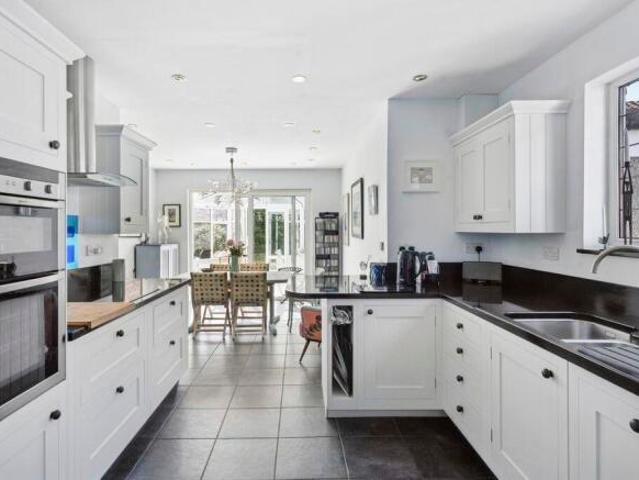 4 bedroom detached house for sale in Downs Park East | Westbury Park, BS6