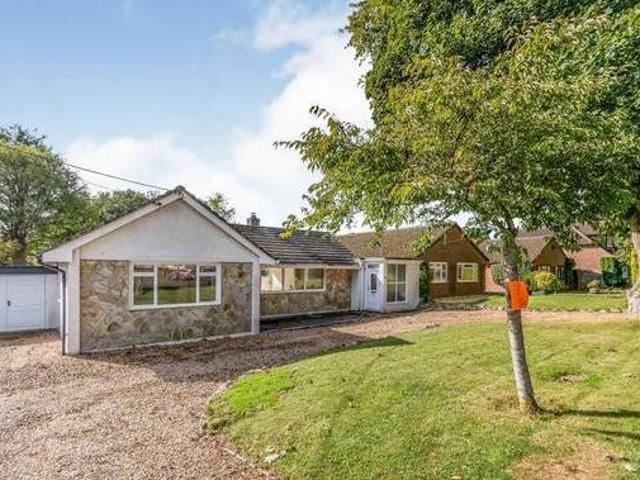 4 bedroom detached house for sale in Downs Road South Wonston Winchester SO21