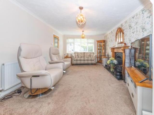4 bedroom detached house for sale in Downs View, Bow Brickhill, Milton Keynes, Buckinghamshire, MK17