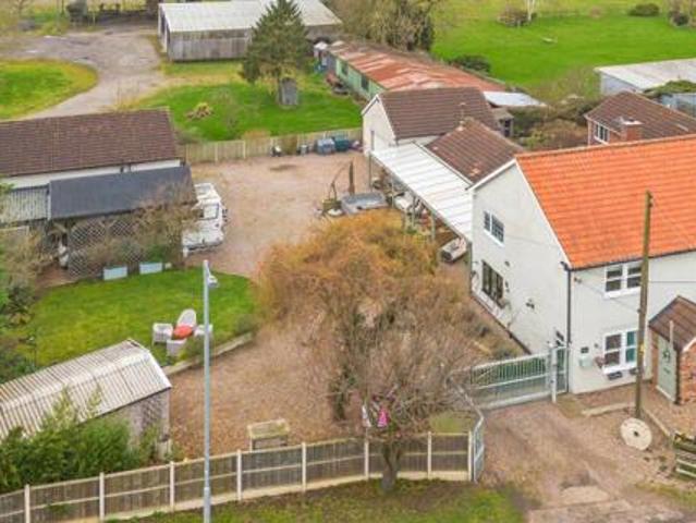 4 Bedroom Detached House For Sale In Doncaster