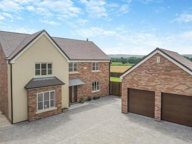 4 Bedroom Detached House For Sale In Dorrington, Shrewsbury