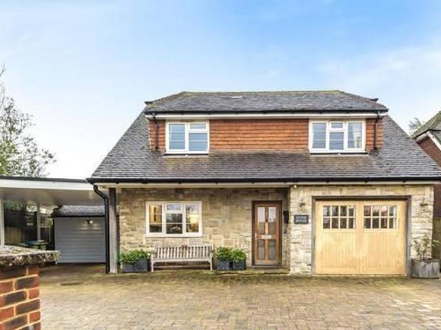 4 bedroom detached house for sale in Daux Avenue Billingshurst RH14 RH14