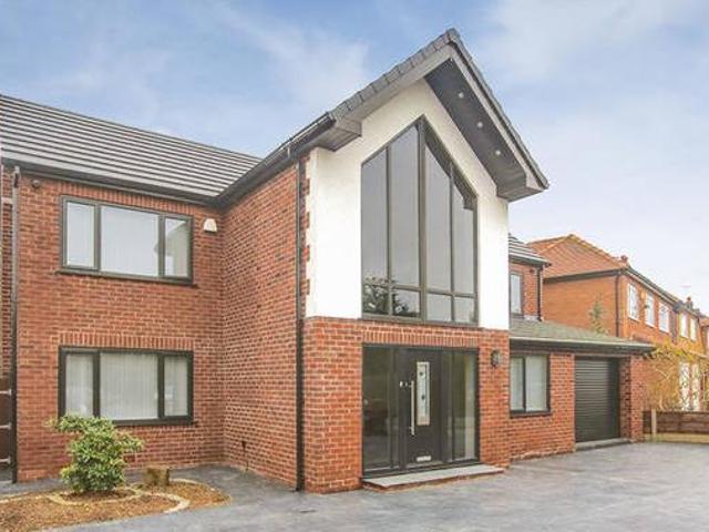 4 bedroom detached house for sale in Daylesford Crescent Cheadle Cheshire SK8 SK8