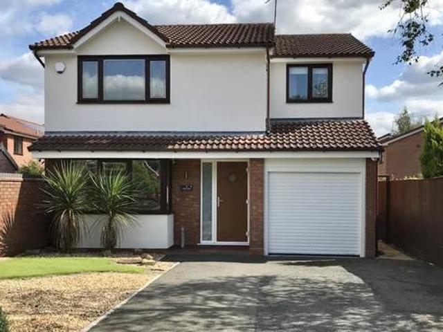 4 bedroom detached house for sale in Dahlia Drive Derby DE21