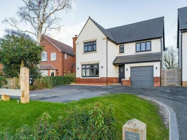 4 Bedroom Detached House For Sale In Daresbury