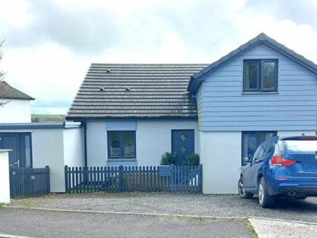 4 Bedroom Detached House For Sale In Dark Lane