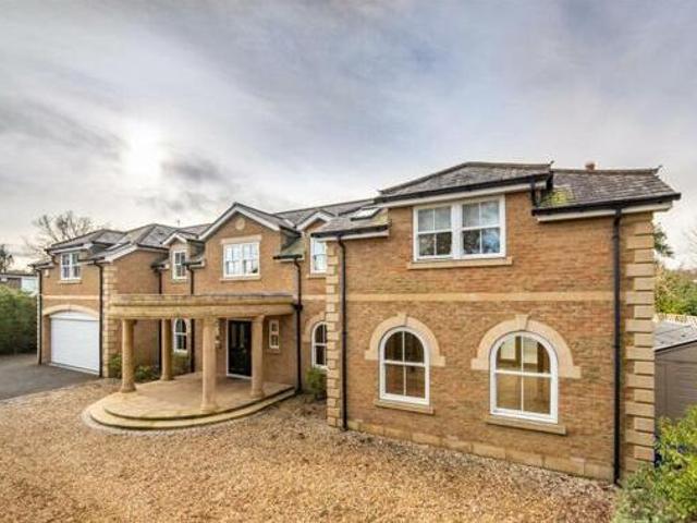 4 Bedroom Detached House For Sale In Darras Hall, Ponteland