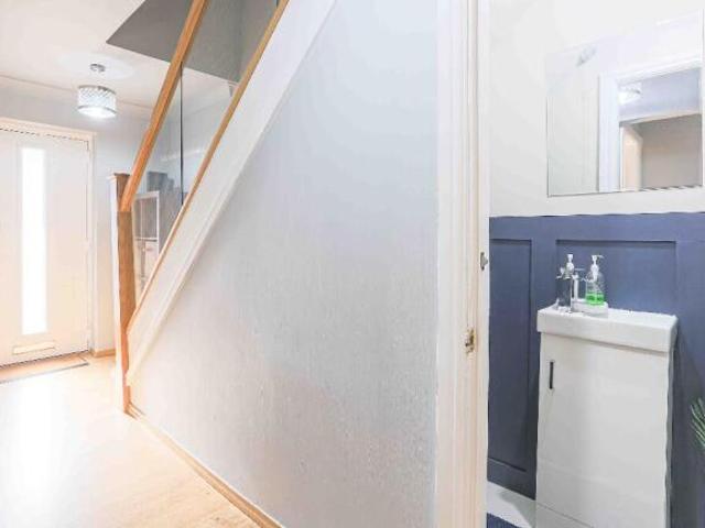 4 bedroom detached house for sale in De Lacies Court, Woodlesford, Leeds, West Yorkshire, LS26