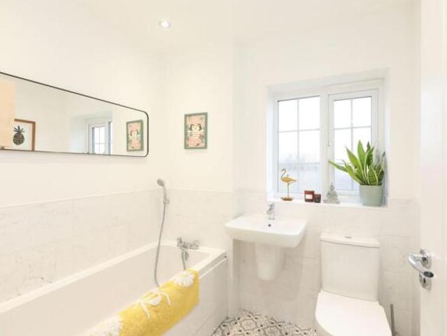 4 bedroom detached house for sale in Deepwell Drive, Halfway, S20
