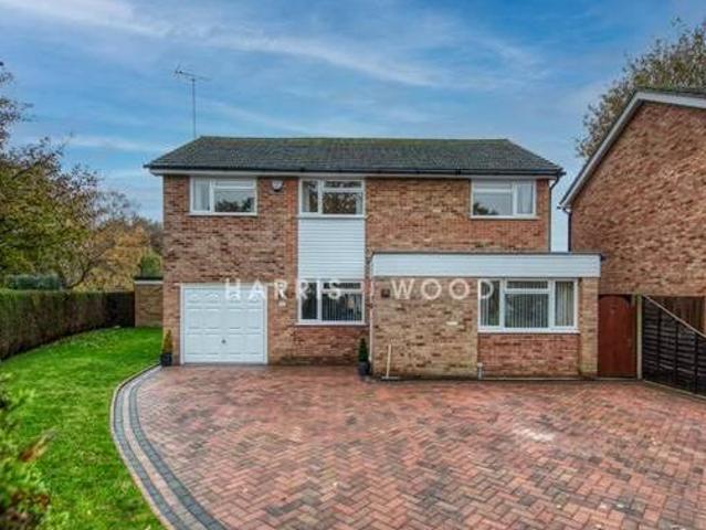 4 bedroom detached house for sale in Delamere Road Colchester CO4
