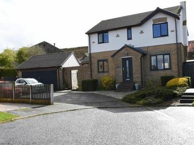 4 Bedroom Detached House For Sale In Denholme