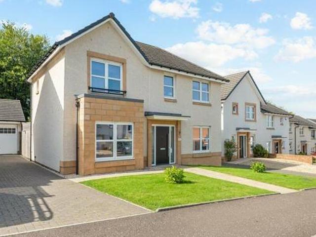 4 Bedroom Detached House For Sale In Denny