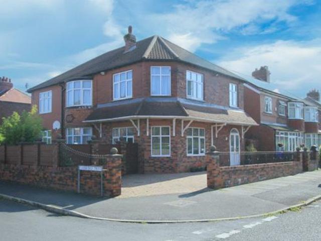 4 Bedroom Detached House For Sale In Denton