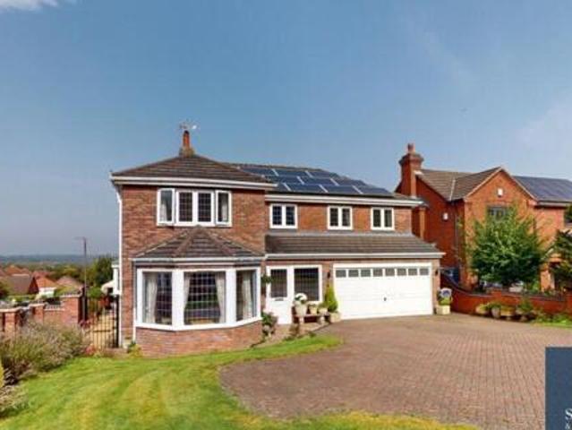 4 Bedroom Detached House For Sale In Derbyshire