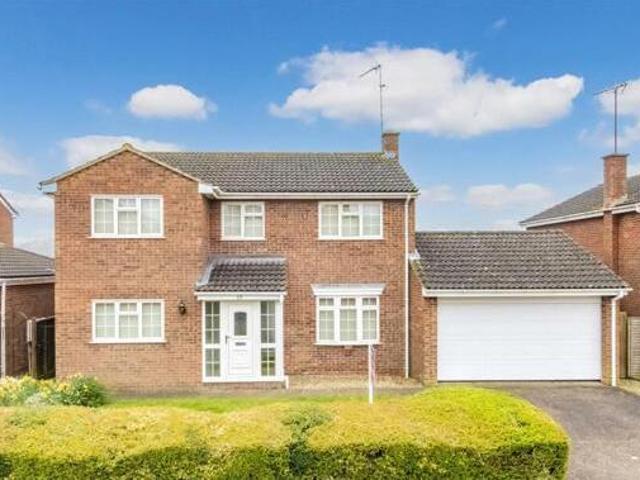 4 Bedroom Detached House For Sale In Desborough