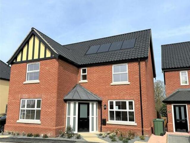 4 Bedroom Detached House For Sale In Drayton, Norwich