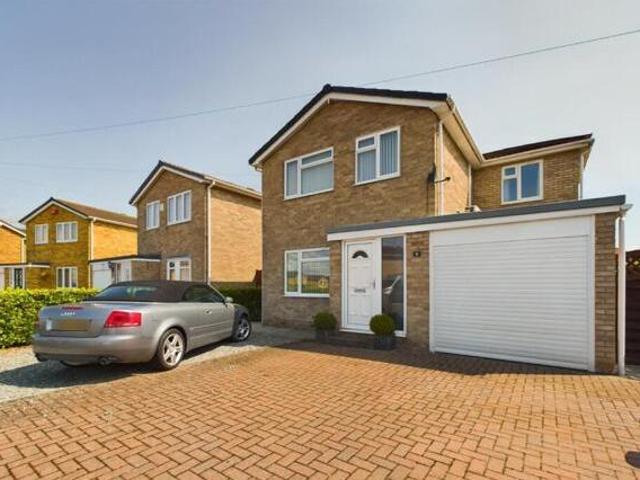 4 Bedroom Detached House For Sale In Driffield