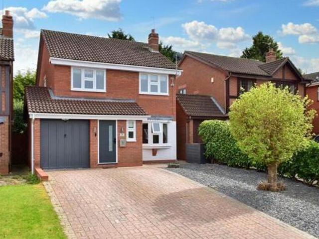 4 Bedroom Detached House For Sale In Droitwich Spa, Worcestershire