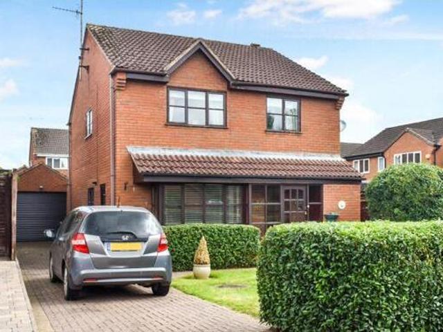 4 Bedroom Detached House For Sale In Droitwich Spa, Worcestershire