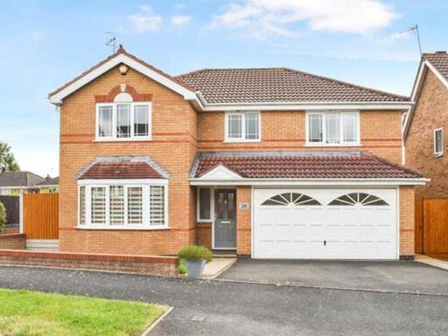 4 Bedroom Detached House For Sale In Droitwich Spa, Worcestershire