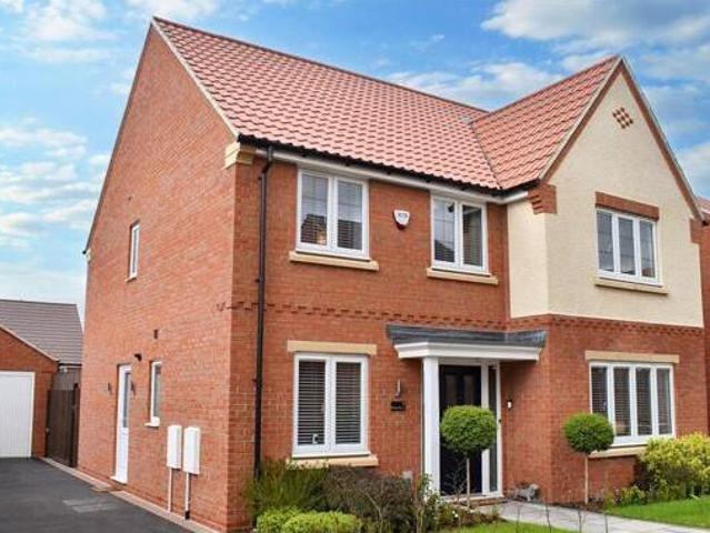4 Bedroom Detached House For Sale In Droitwich Spa, Worcestershire