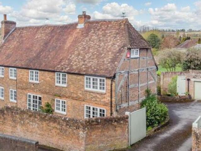 4 Bedroom Detached House For Sale In Droxford, Southampton