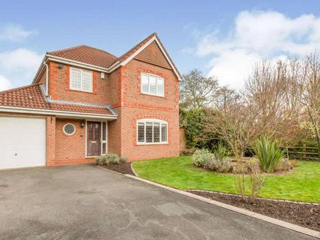 4 bedroom detached house for sale in Dukes Way Northwich Cheshire CW9