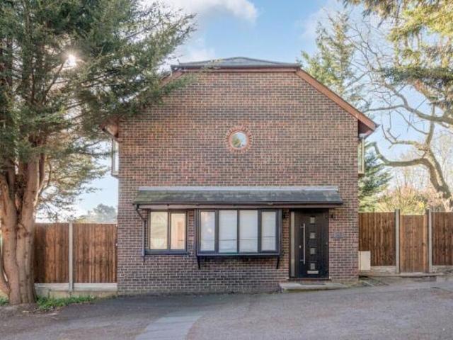 4 bedroom detached house for sale in Dunfield Road, Beckenham Hill, London, SE6