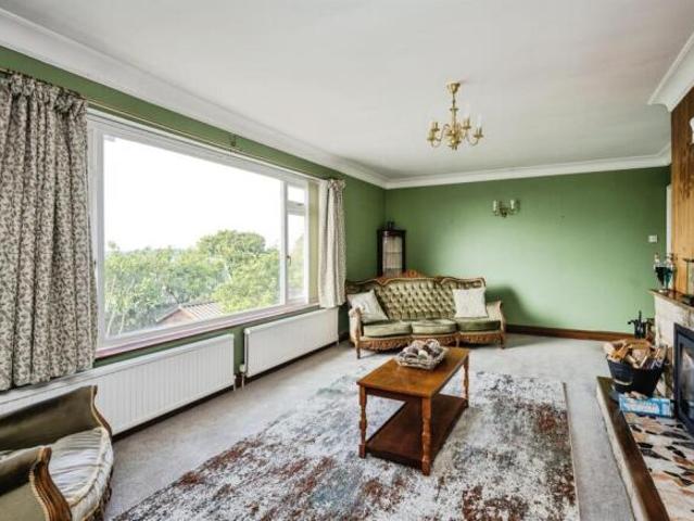 4 bedroom detached house for sale in Dunvant Road, Killay, Swansea, SA2