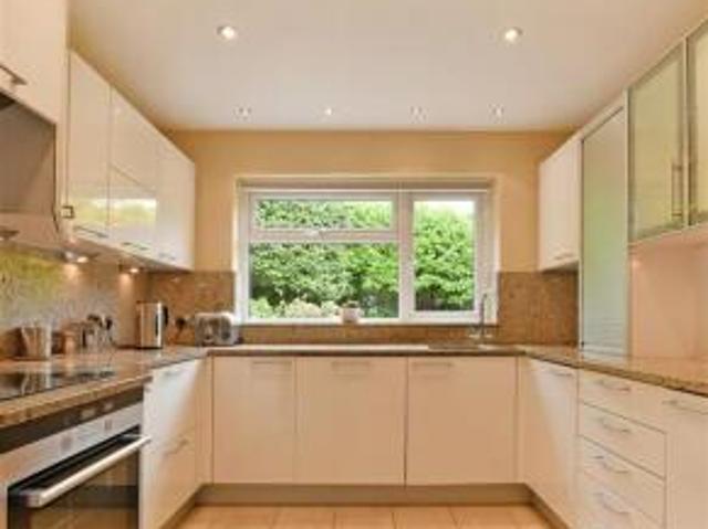 4 bedroom detached house for sale in Endcliffe Hall Avenue, Endcliffe, S10
