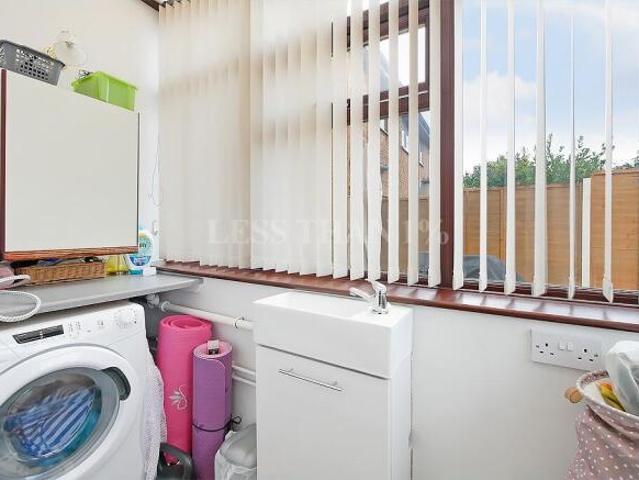 4 bedroom detached house for sale in Enfield Close NN5