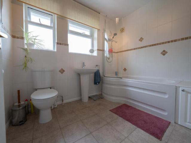4 bedroom detached house for sale in Englefield Road, Evington, Leicestershire, LE5