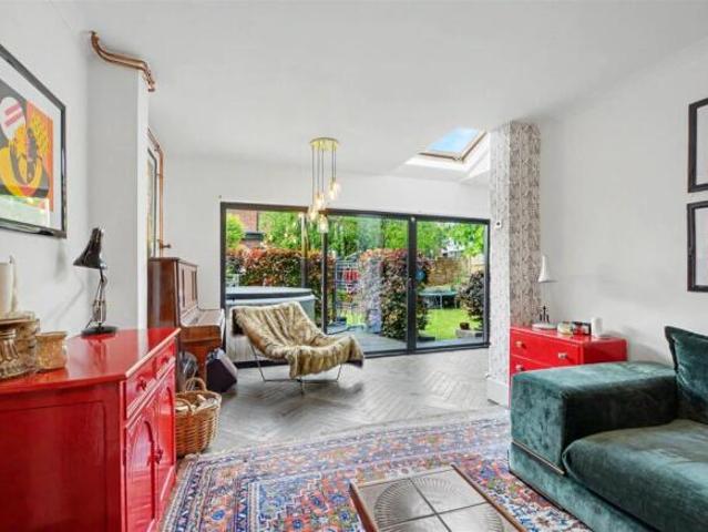 4 bedroom detached house for sale in Ennerdale Road, Nottingham, NG5