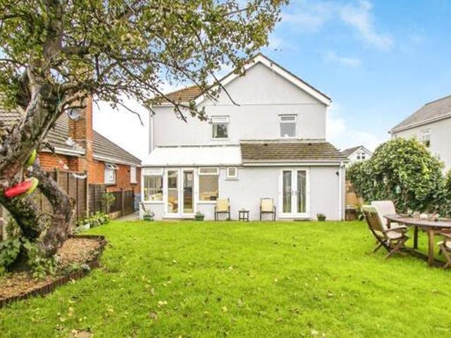 4 Bedroom Detached House For Sale In Ensbury Park, Bournemouth