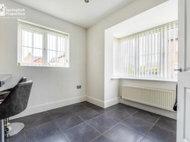 4 bedroom detached house for sale in Eatough Close, Syston, Leicester, Leicestershire, LE7