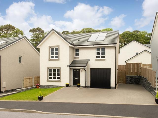 4 bedroom detached house for sale in Eaglesham Road, East Kilbride, South Lanarkshire, G75 8RW, G75