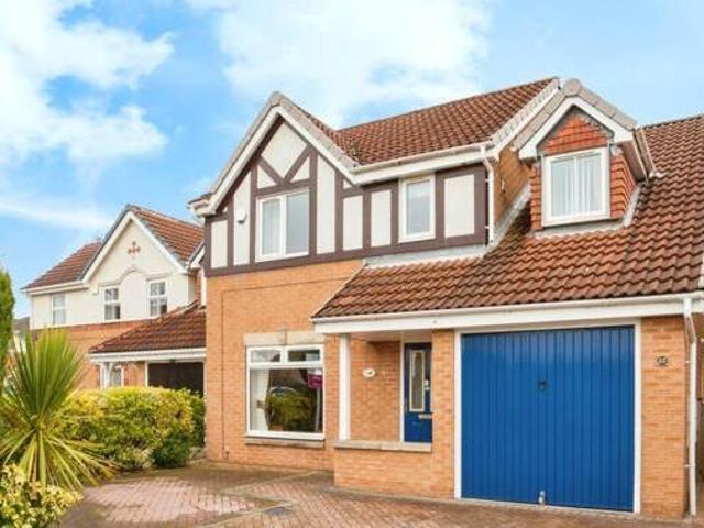 4 Bedroom Detached House For Sale In East Ardsley