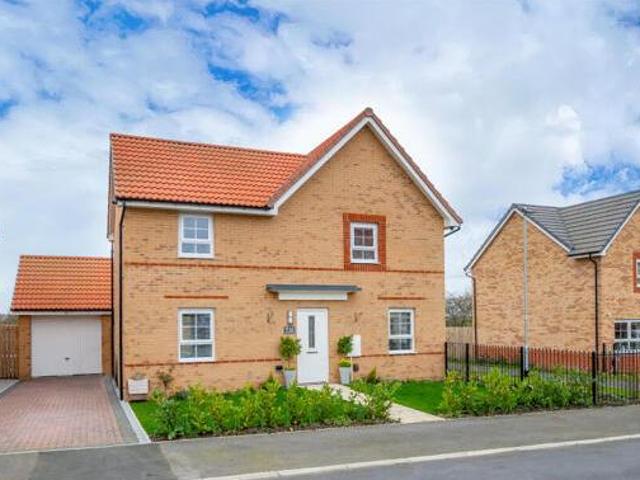 4 Bedroom Detached House For Sale In East Ardsley