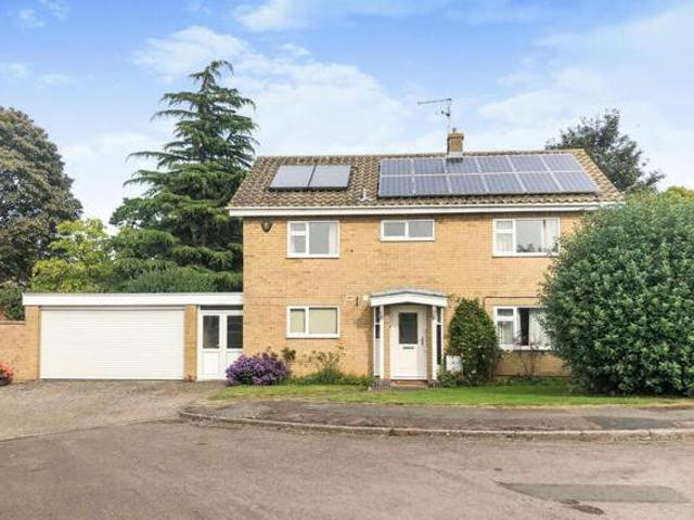 4 Bedroom Detached House For Sale In East Carlton