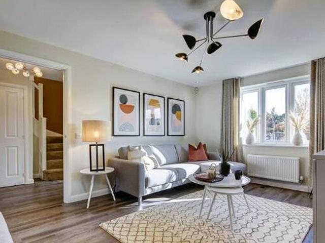 4 Bedroom Detached House For Sale In East Kilbride