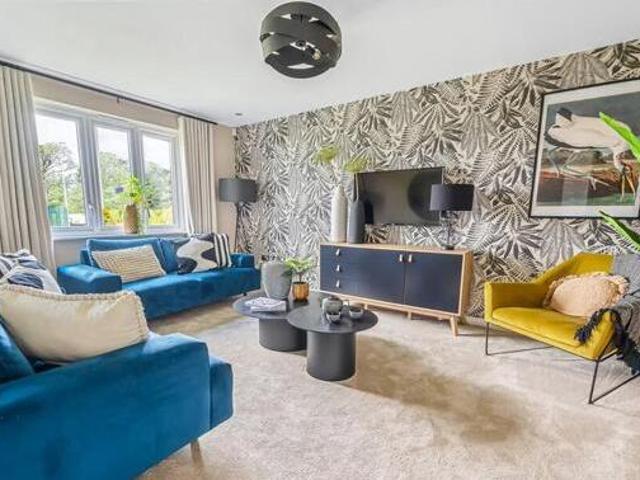 4 Bedroom Detached House For Sale In East Kilbride