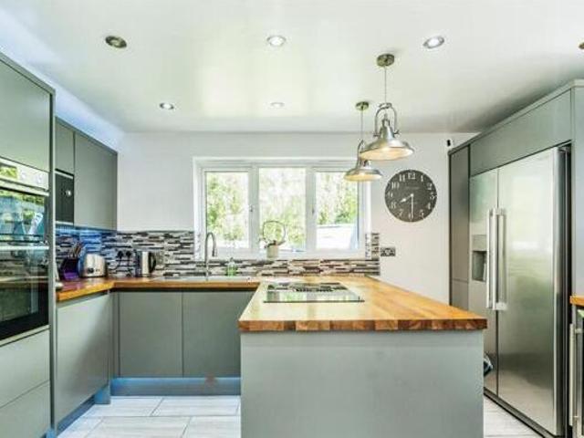 4 Bedroom Detached House For Sale In East Malling