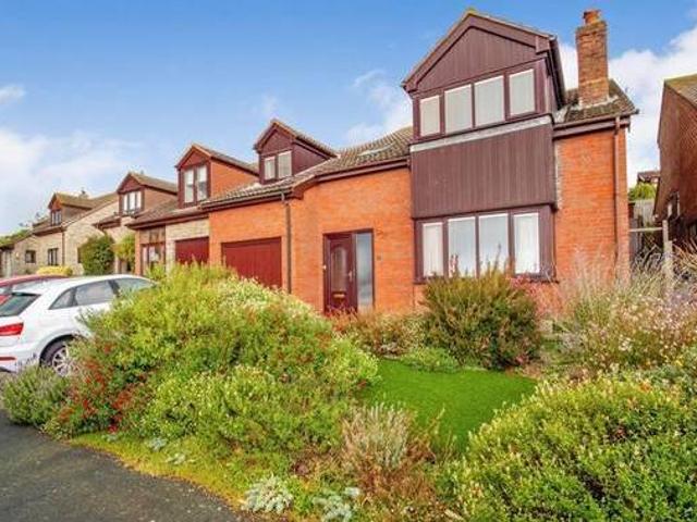 4 bedroom detached house for sale in Eastdown Avenue Weymouth DT3