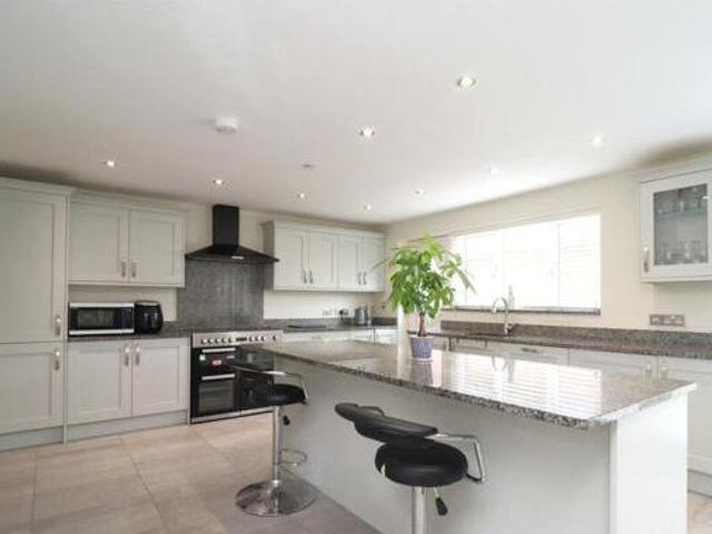 4 Bedroom Detached House For Sale In Eastrington