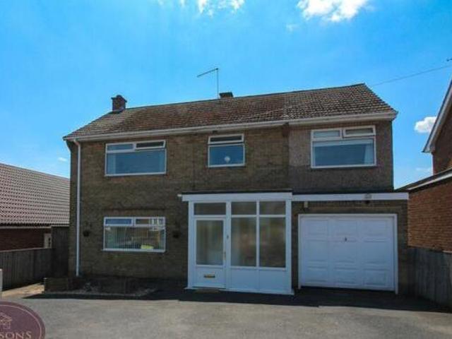 4 Bedroom Detached House For Sale In Eastwood, Nottingham
